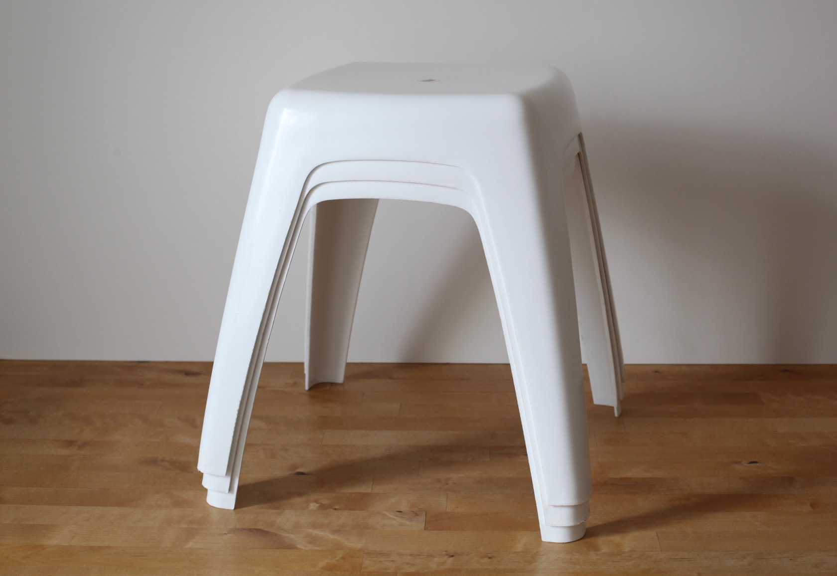 Kunststoff-Stapelhocker aus den 70ern - raumwunder - vintage wohnen in ...