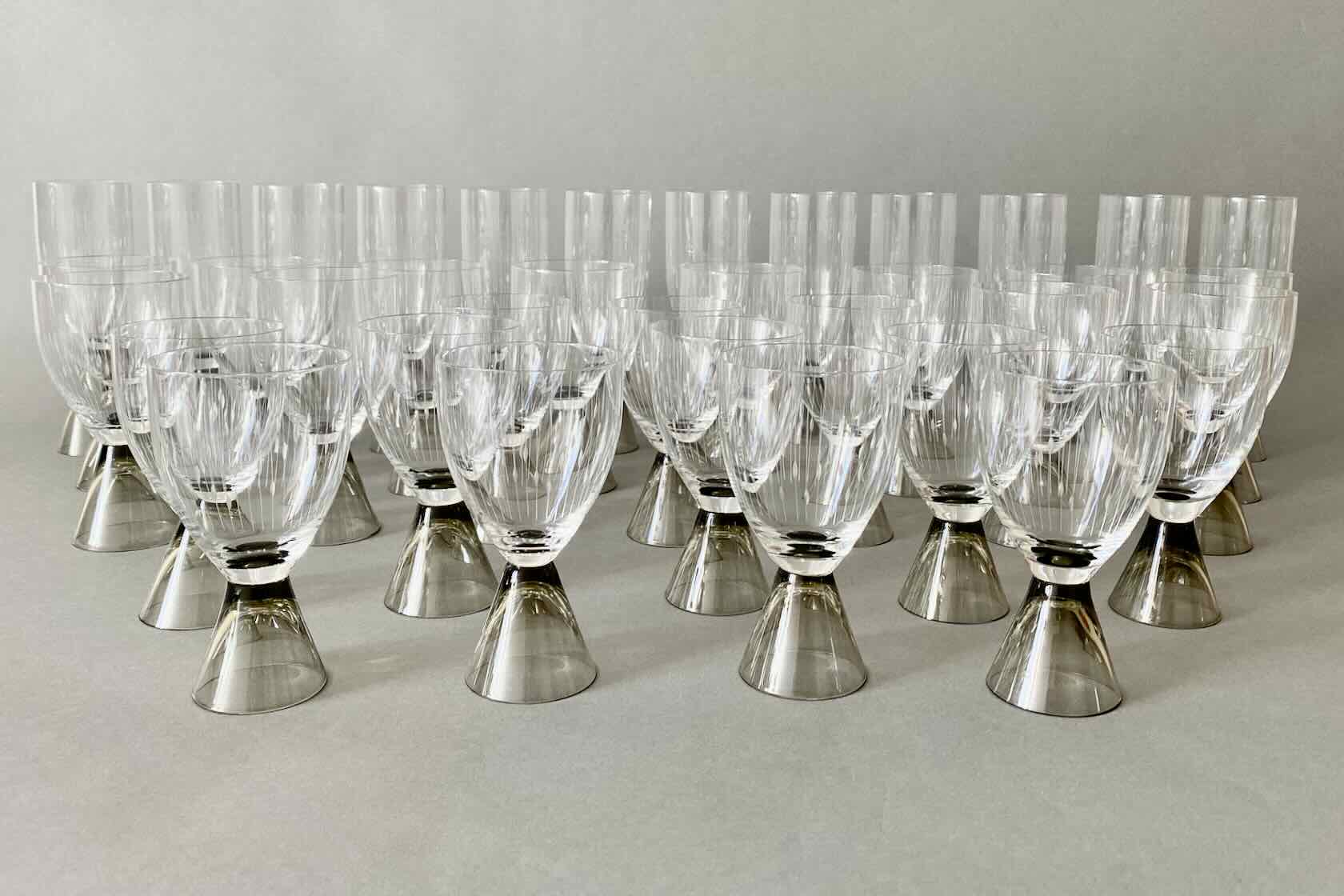 Glasserie "Fortuna" von Elsa Fischer-Treyden - raumwunder - vintage ...